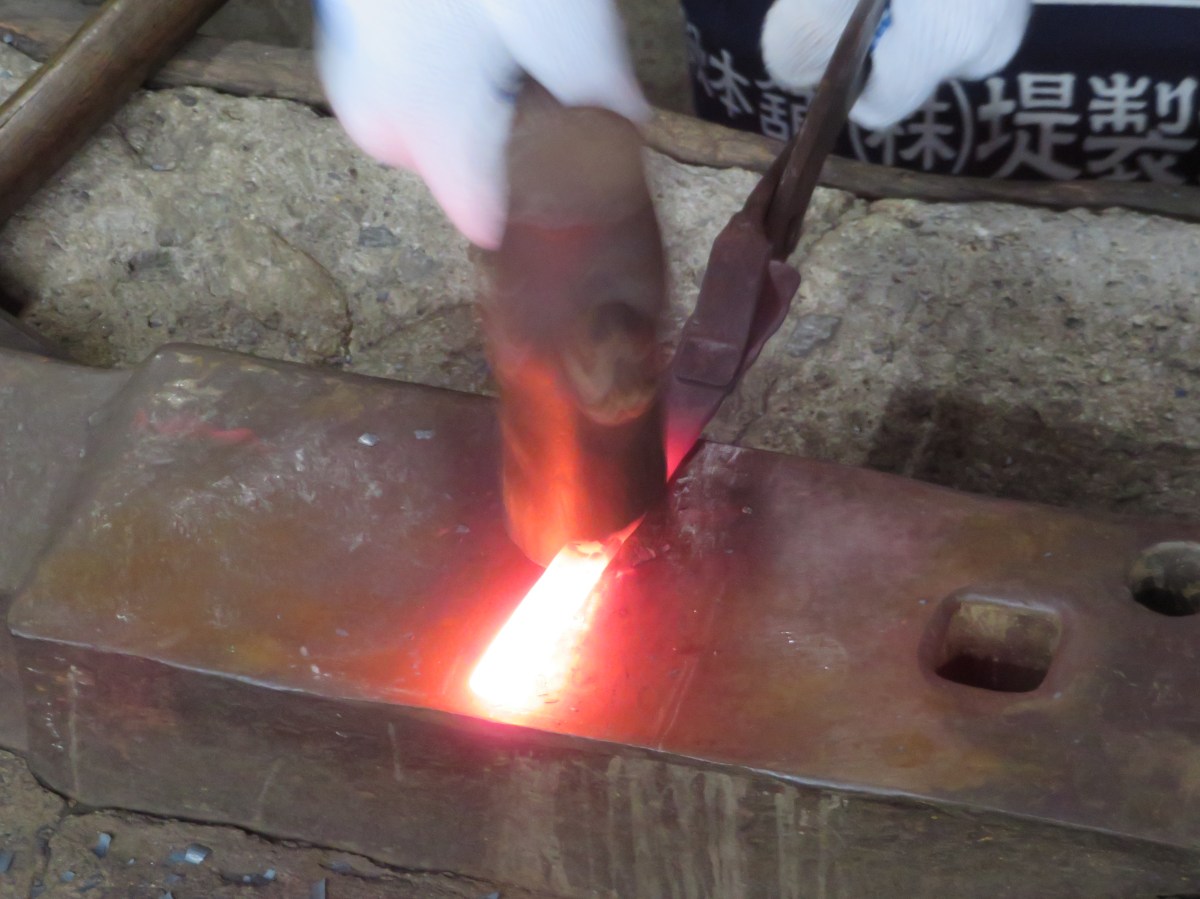 Forging a blade into Japan’s metallurgic history – Jigsaw Japan